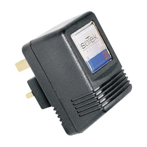 IsoTek EVO3 Isoplug mains filter - CINE-CRAFT